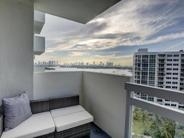 1500 Bay Rd #1244, Miami Beach, FL 33139