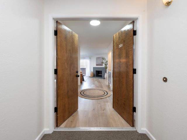 1500 Broadway 301