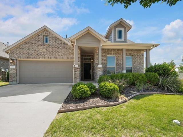 1500 Canary Ln, Argyle, TX 76226