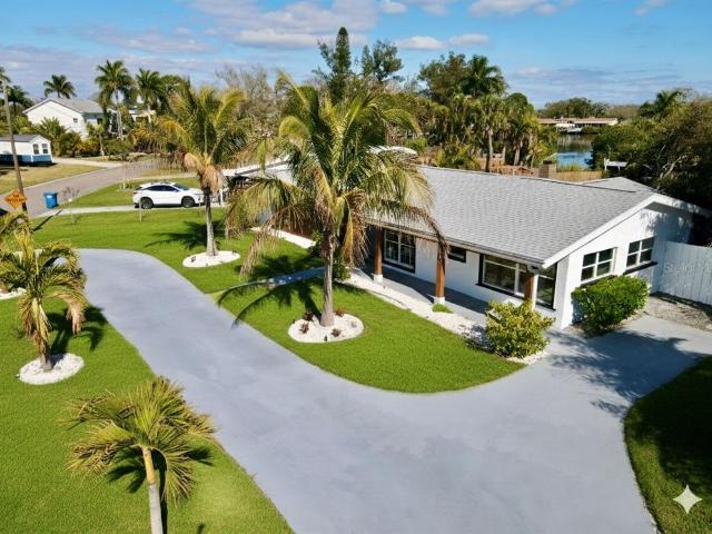 1500 Carson Cir NE, St. Petersburg, FL 33703 | MLS #TB8480