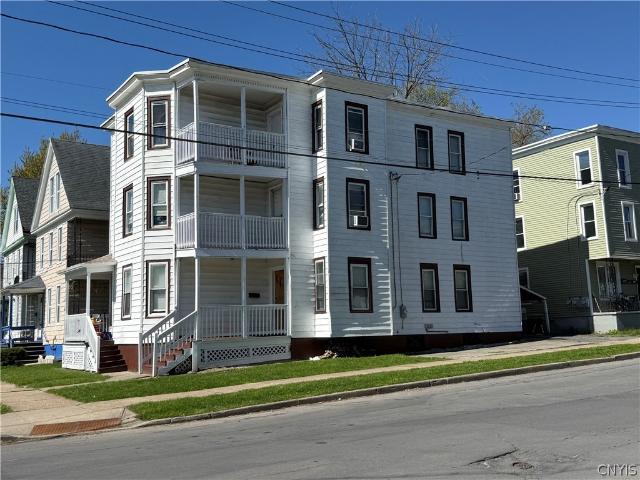 1500 Conkling Avenue