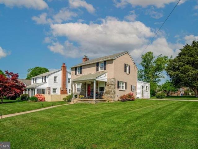 1500 Dorchester Rd, Havertown, PA 19083