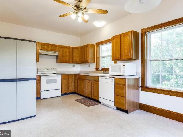 $1500 Excellent 1 BR 1 full bath for rent