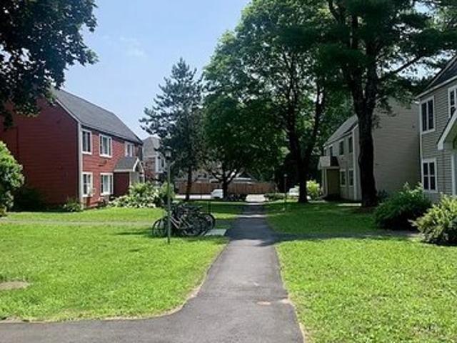 1500 Forest Ave, Portland, ME 04103