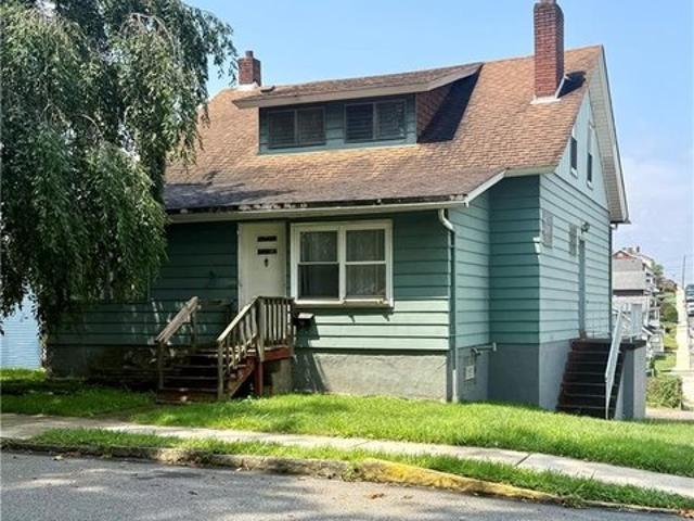 1500 Grandview Ave, McKeesport, PA 15132