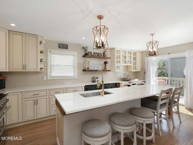 1500 Hyacinth Place