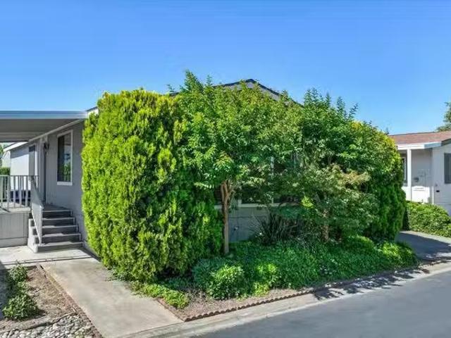 1500 HELD DR SPC 83, MODESTO, CA 95355 Single Family Residence.