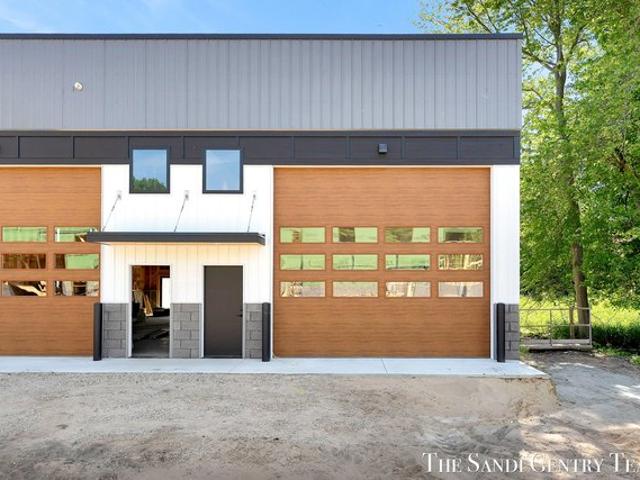 1500 Kooiman Ave Unit 12, Grand Haven, MI 49417