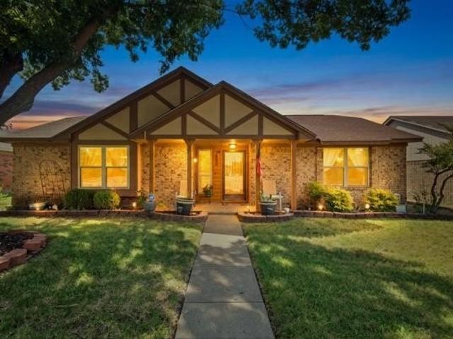 1500 Laredo Ln, Mesquite, TX 75150