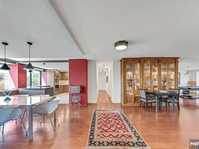 1500 Palisade Avenue # 5D