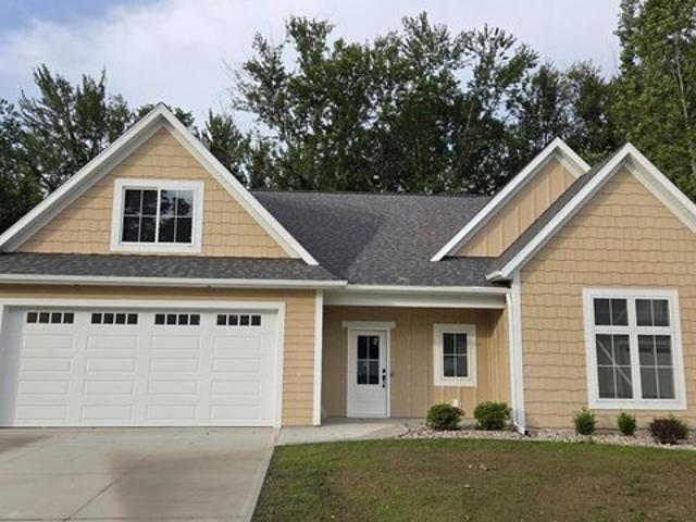 1500 Poppy Point Dr, Jenison, MI 49428