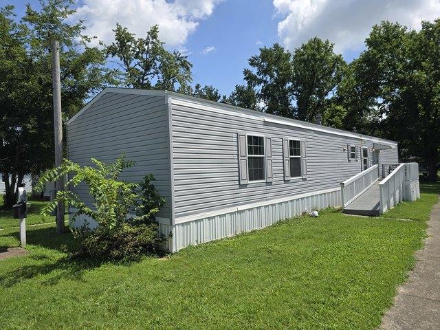 1500 Reed St, Eldorado, IL 62930