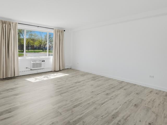 1500 Robin Circle # 112