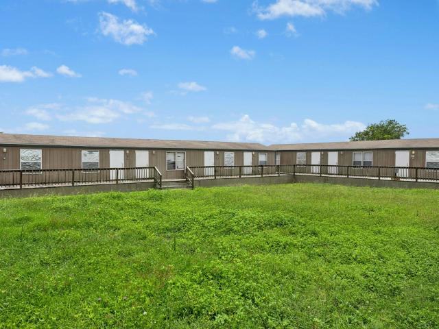 1500 State Highway 72 W