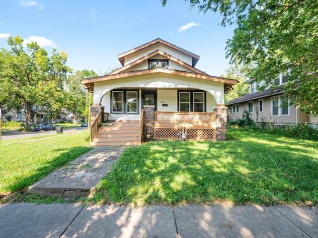 1500 SW College Ave, Topeka, KS 66604