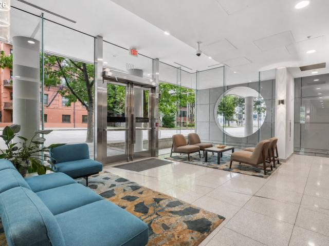 1500 SW 11TH AVE # 401