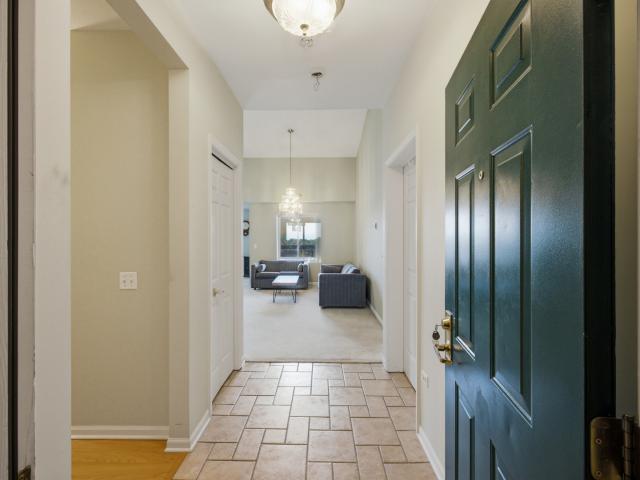 1500 S Ardmore Avenue # 611