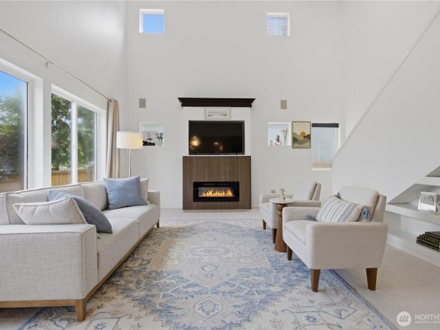 1500 th Ave SE