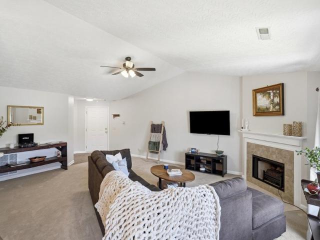 1500 Trelis Court # 302