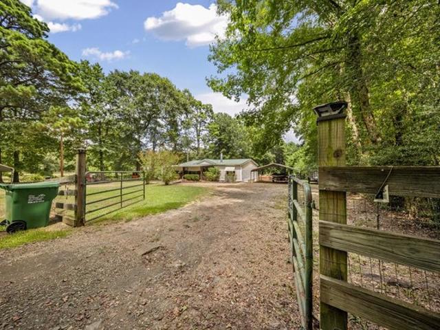 1500 US Highway 96 N, Pineland, TX 75968