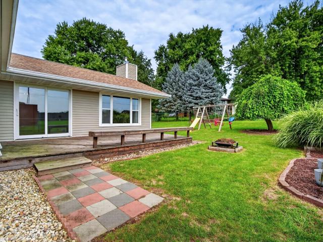 1500 W 6th Avenue