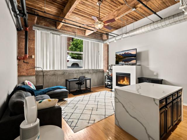 1500 W Monroe Avenue # 126