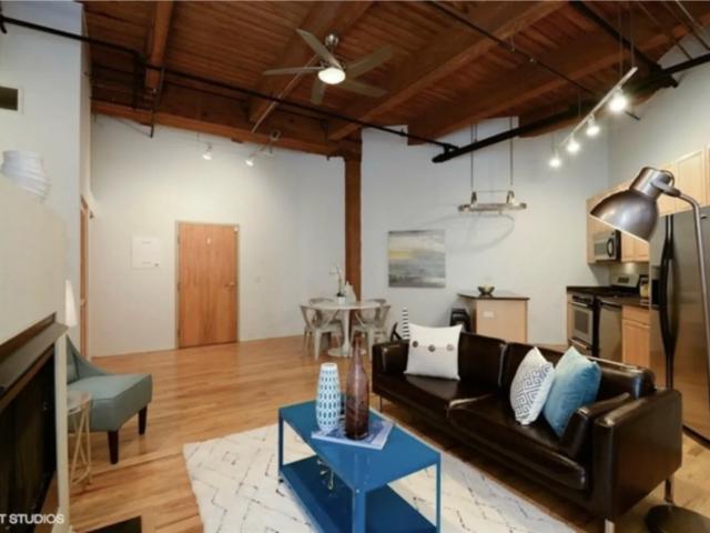 1500 W Monroe Street # 107