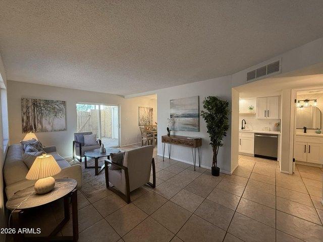 1500 W Rio Salado Pkwy Unit 67, Mesa, AZ 85201