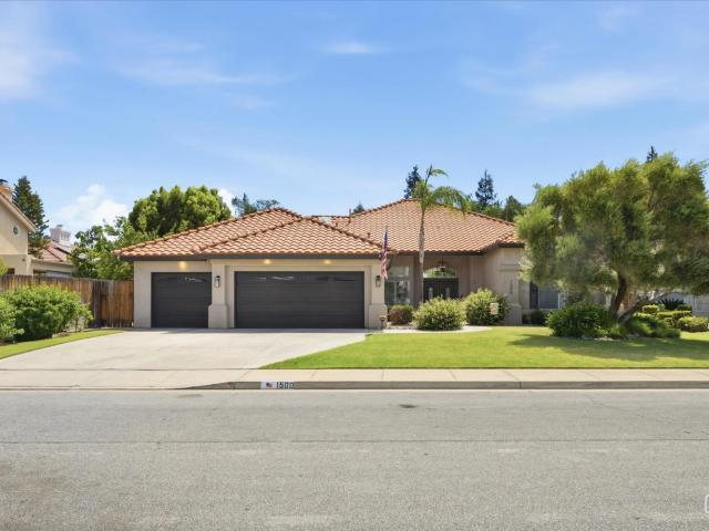 1500 Wedgewood Drive