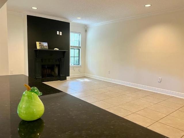 1500 West Esplanade Avenue # 29D