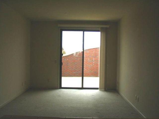 $1500 / 2br 2 Bedroom in Great Location! Monterey