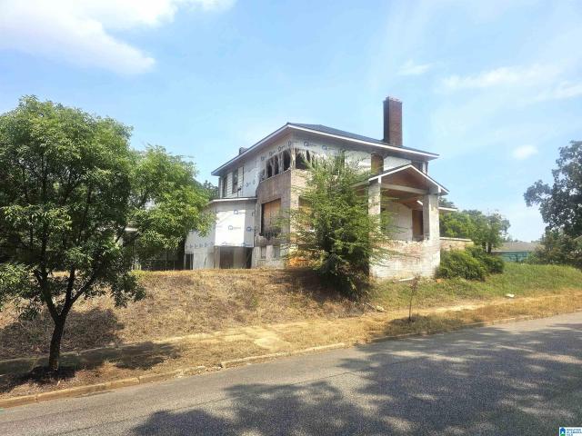 1500 30Th Street N