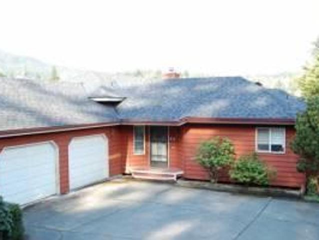 $1500 / 4br Four Bedroom Home With Garage Available July 1st 69 Marigold Drive