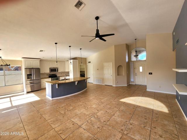 15013 S 46TH Place