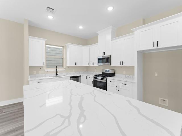 15010 Wunderlust Lane
