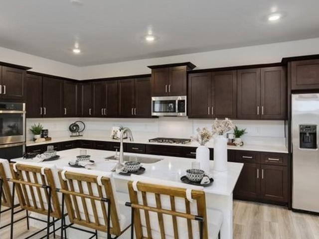 15011 Cloud Crest Ave, Caldwell, ID 83607