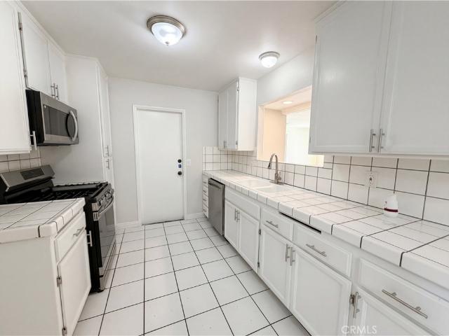 15011 Mission St, Hesperia, CA 92345 | MLS #IV26075 | Compass