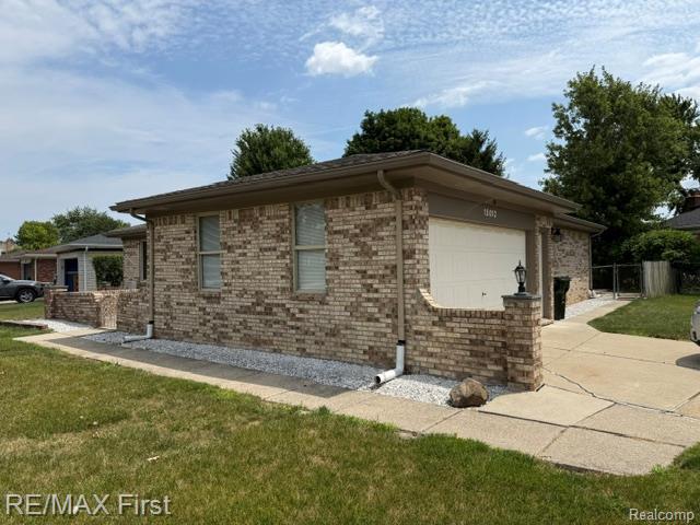 15012 Congress Drive