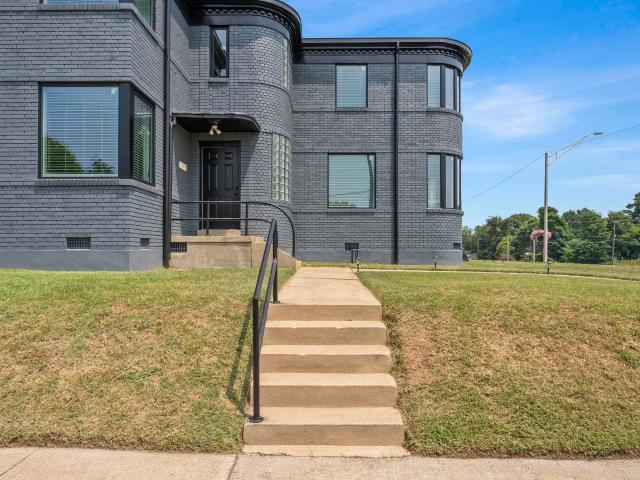 1501 Main Street
