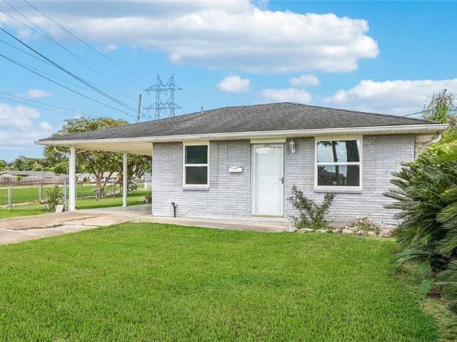 1501 Maplewood Drive