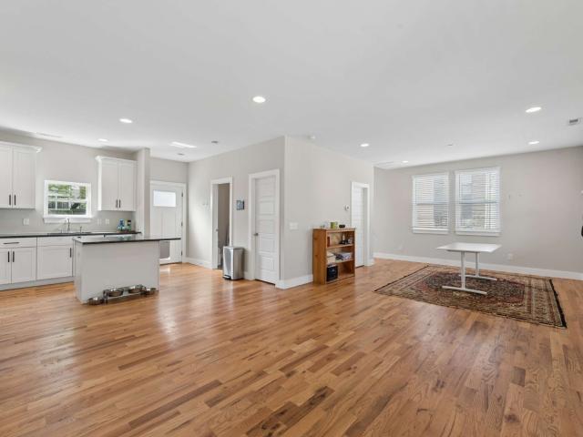1501 Martin St