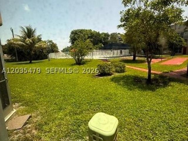 1501 NE 191st St Apt C107, Miami, FL 33179