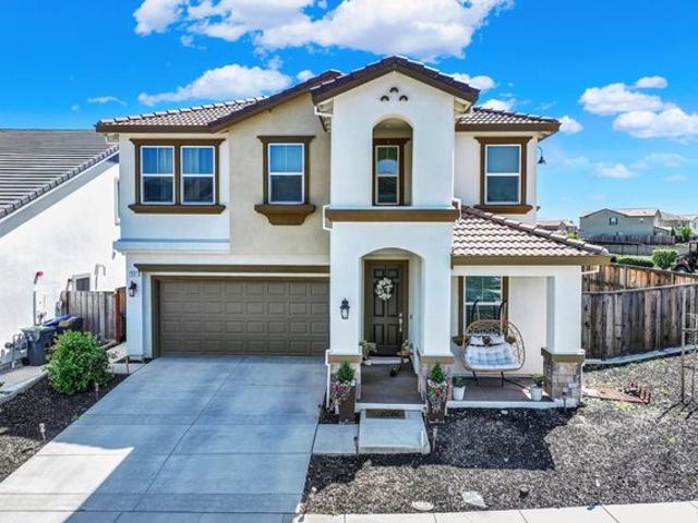 1501 Nightfall Ln, Fairfield, CA 94533