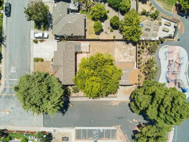 1501 Norman Avenue