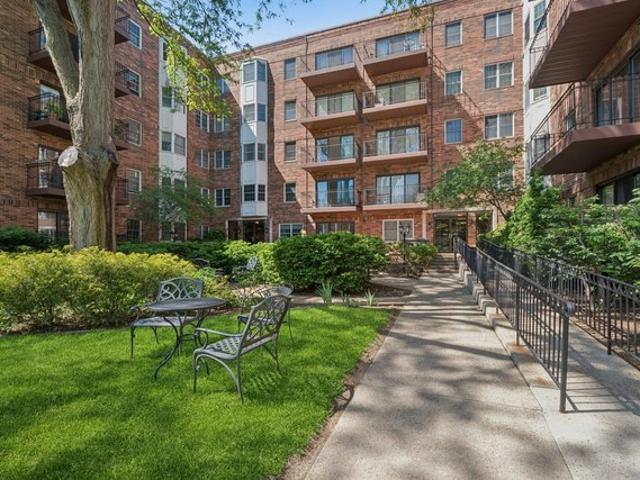 1501 Oak Ave Apt 102, Evanston, IL 60201