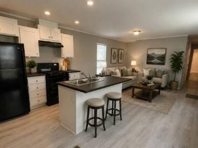 1501 Old State Rd Unit 114, Mattoon, IL 61938