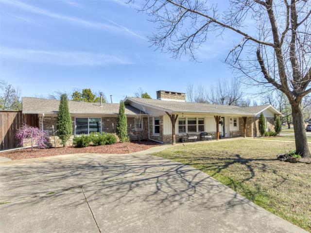 1501 Andover Court