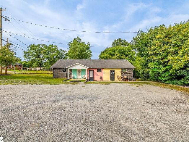 1501 B Boiling Springs Road