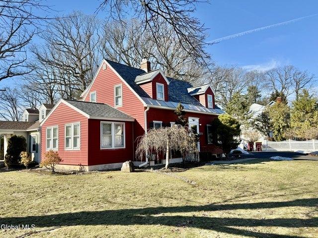 1501 Baker Ave, Niskayuna, NY 12309