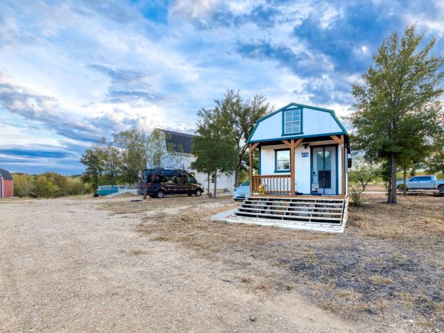 1501 Boggy Creek Rd